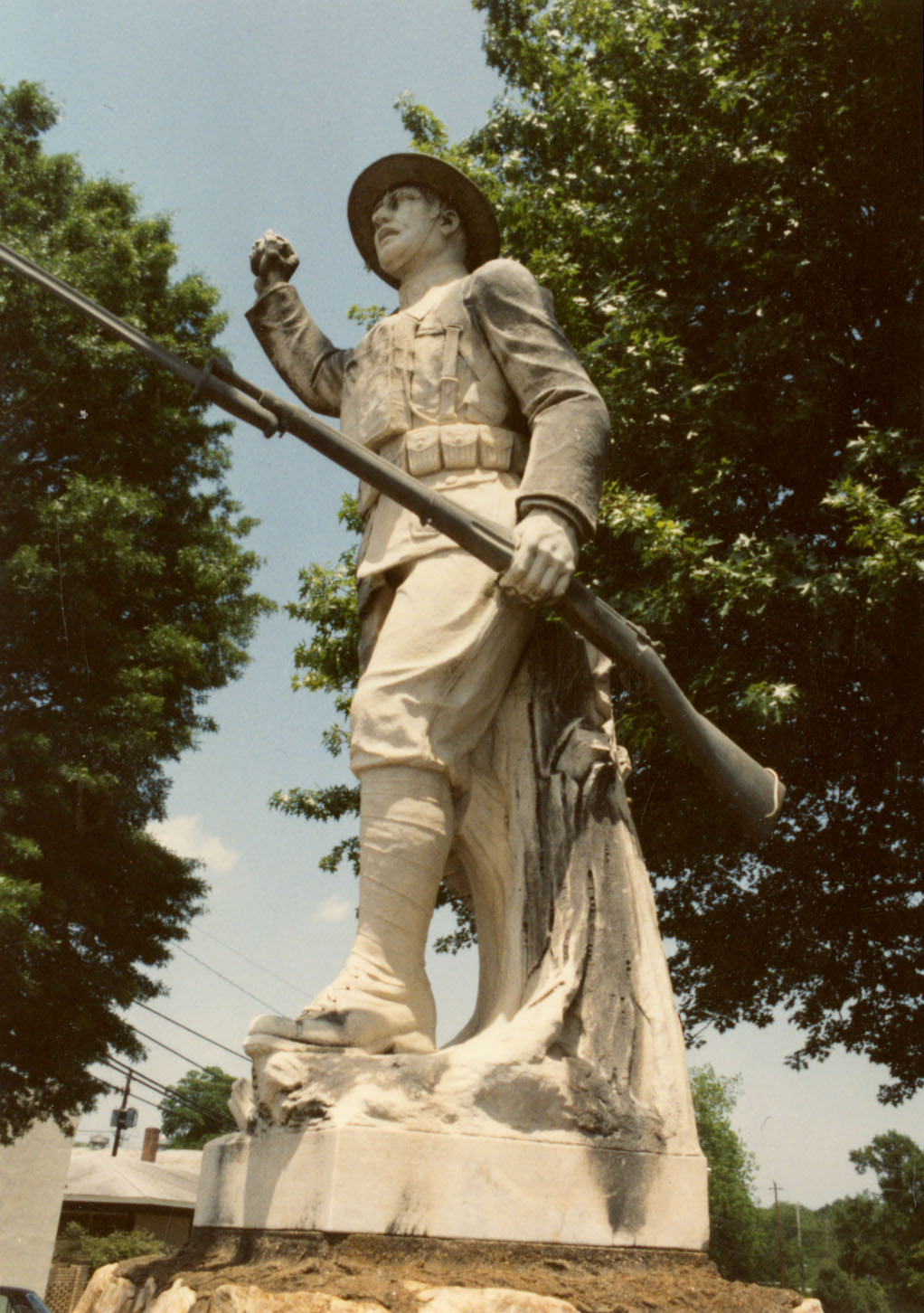 World War I Memorial Statue - New Georgia Encyclopedia